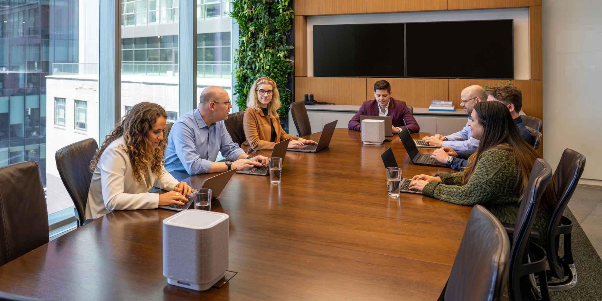 IoT in Commercial Spaces: Smart Building for the Future | Delos