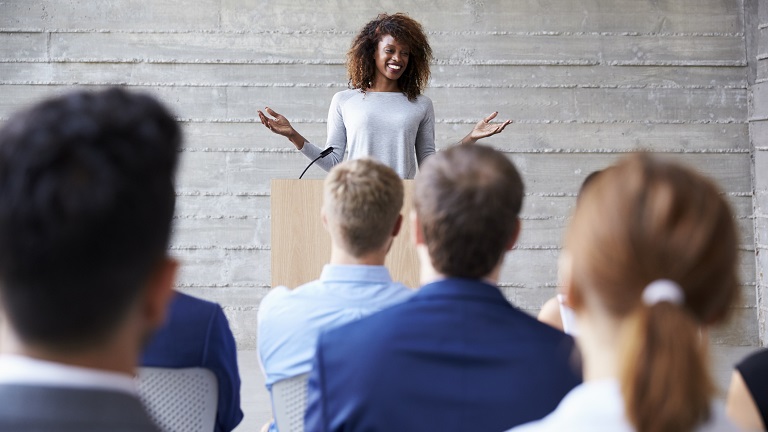 Mastering public speaking to attract more clients | Enterprise Nation
