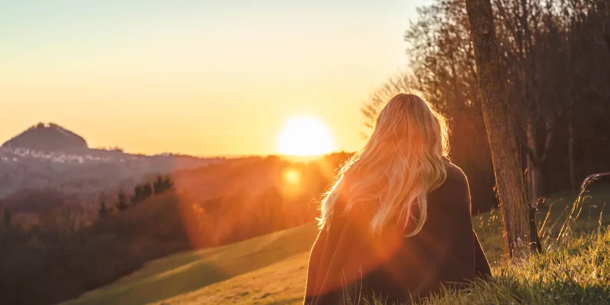 8 Proven Benefits of Morning Sunlight