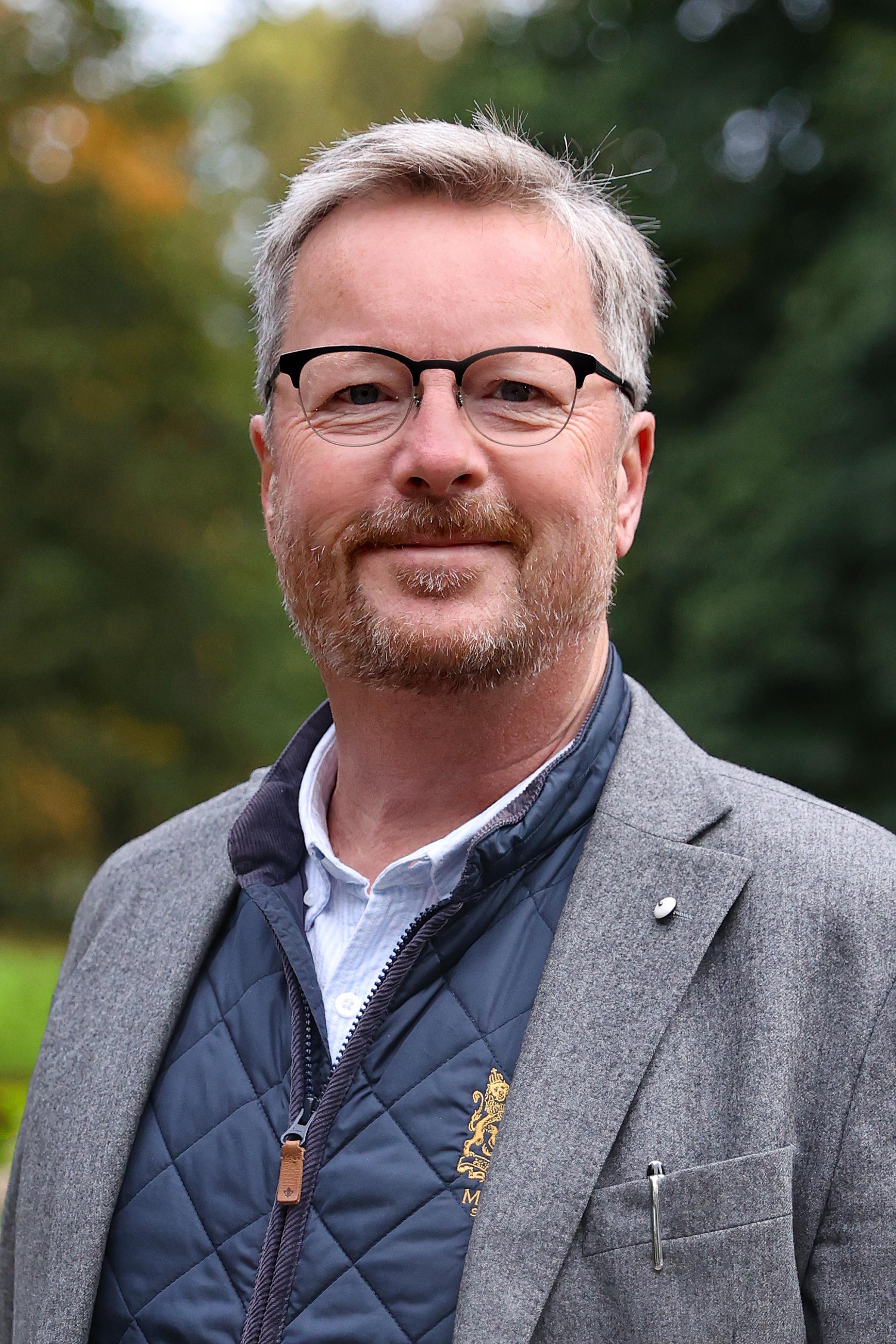 Kontakta oss för viner med kvalitet, ursprung & personlighet — Ward ...