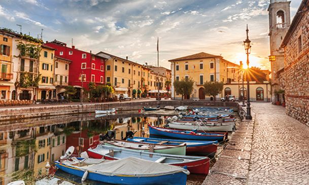 Majesty of the Italian Lakes - Lake Como, Lake Garda & Maggiore