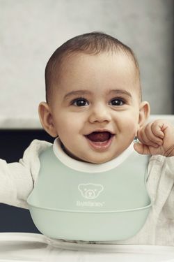 Small Baby Bib, 2-pack Powder green/Powder pink