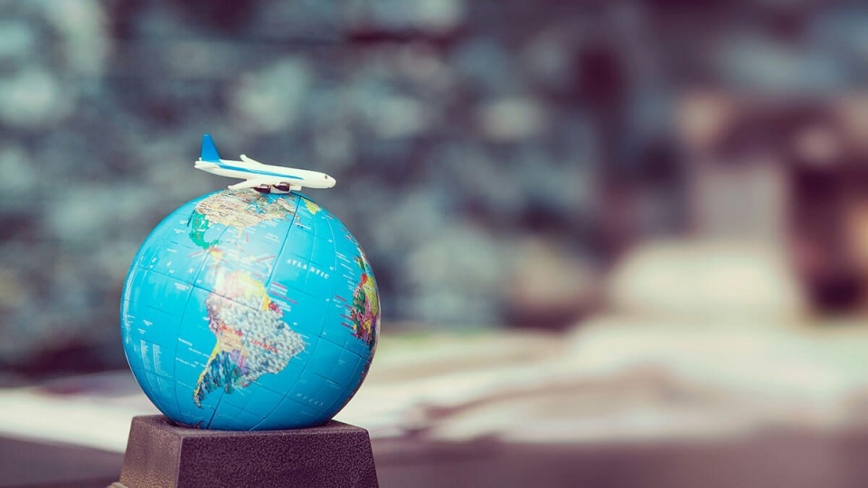 Why go abroad ? Advantages and disadvantages? ‹ GO Blog | EF Blog Suisse