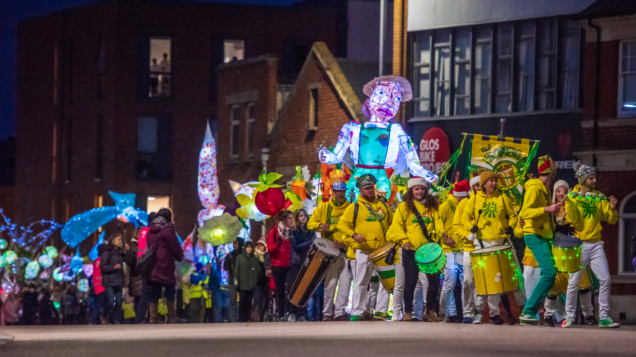 Lantern Procession Carol Service | Gloucester Cathedral