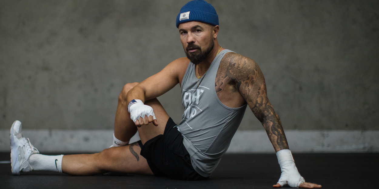 A Kickboxer’s Guide To Morning Stretching The Right Way