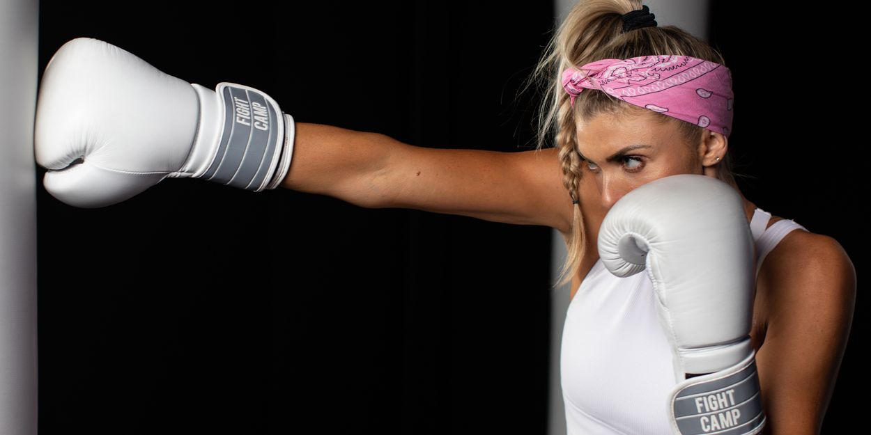 3-Round Heavy Bag Boxing Workout For Beginners