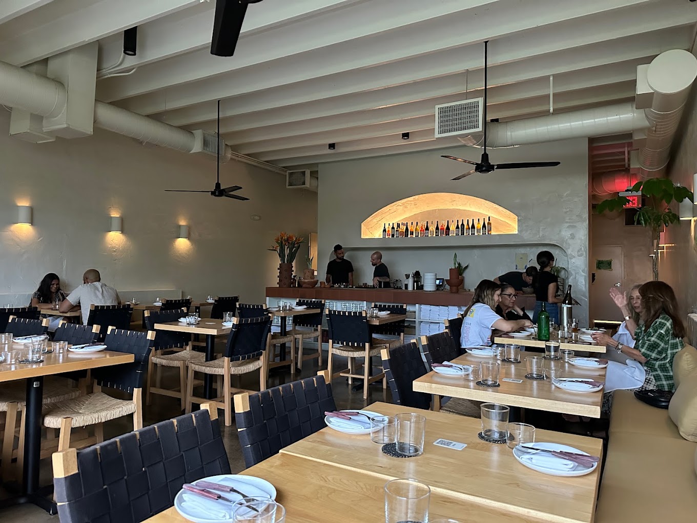 La Natural Miami | Reservations, Info & Reviews | Nox