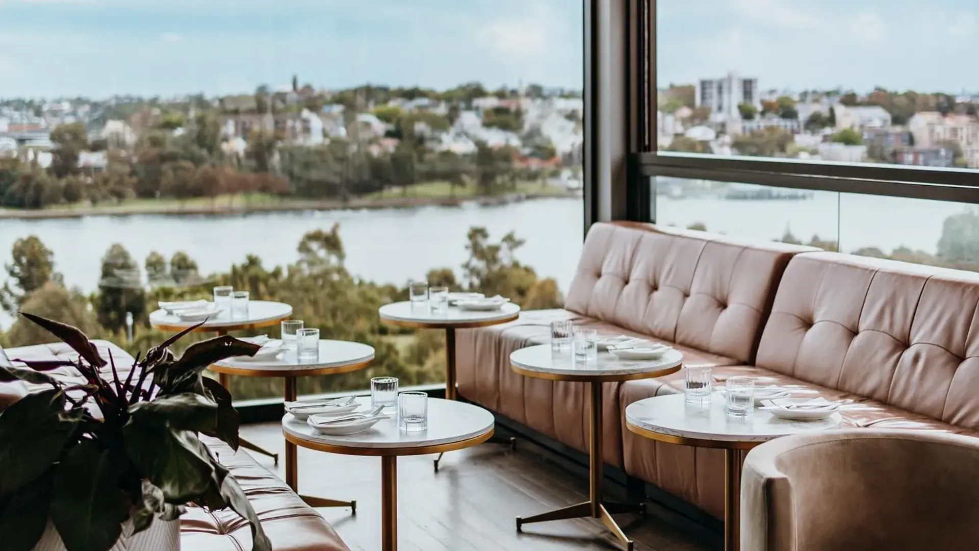 Henry Deane Sydney Reservations Info Reviews Nox