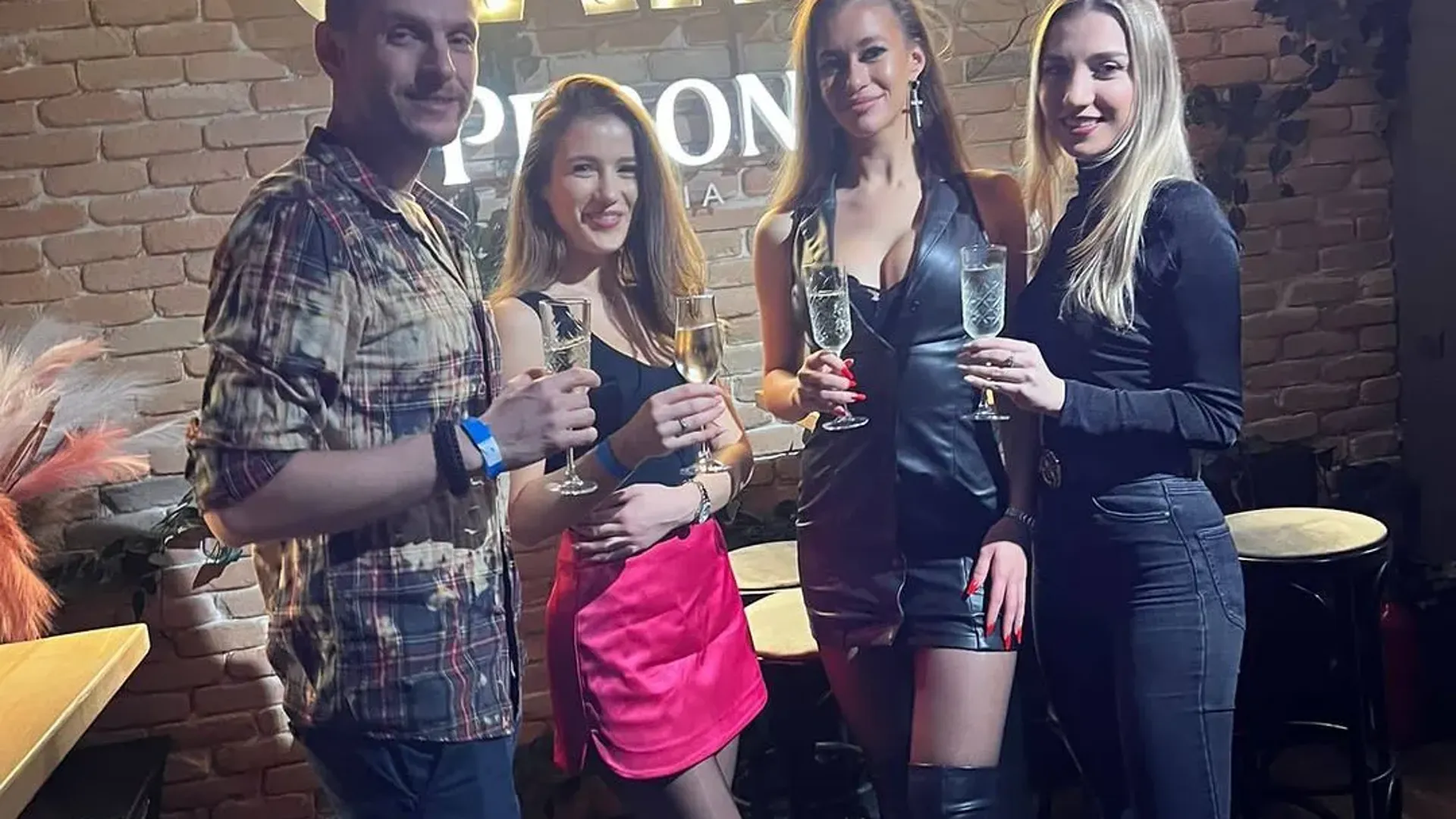 Caro Club Madrid | Booking, Info & Next Events