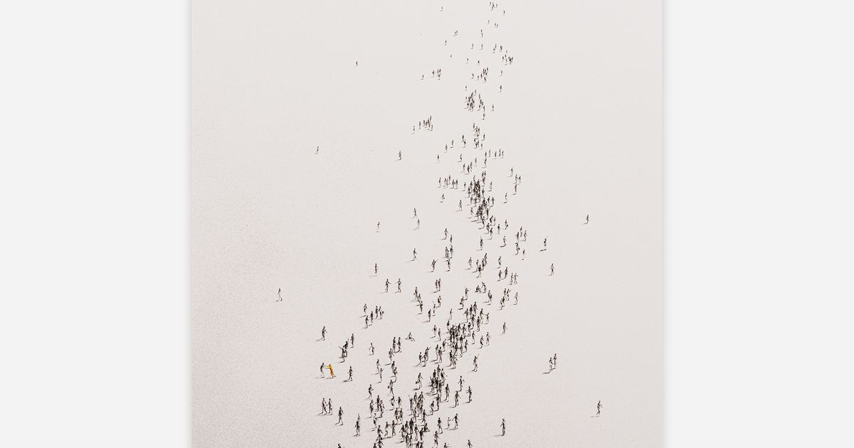 HOPE (126-250) by Pejac