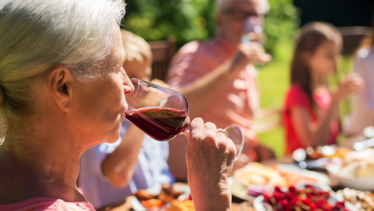 5 Ways We Make Our Bladders Weaker Without Realising - Jude