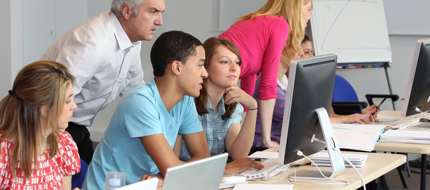 School Network Management: Balance Tech and IT Education