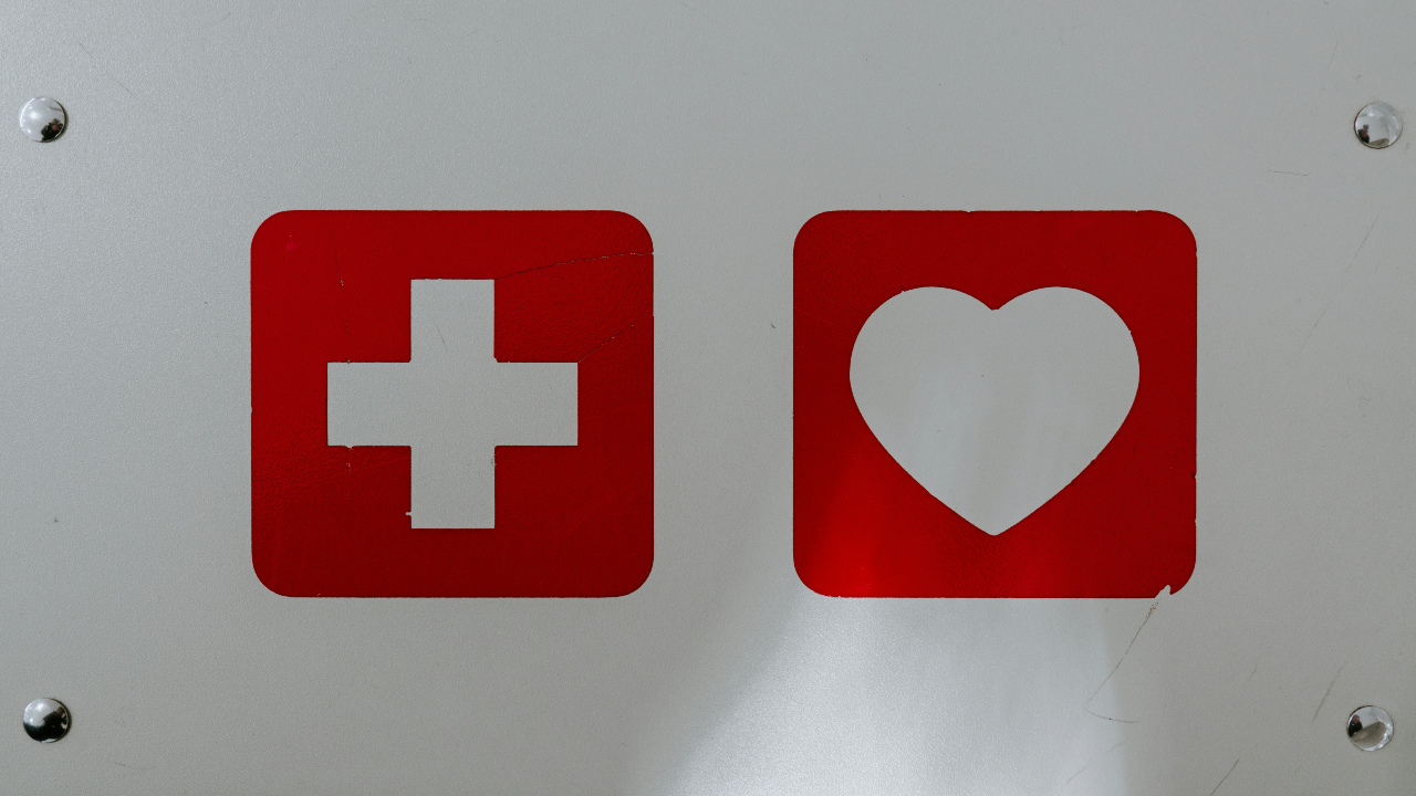 Health insurance in Switzerland: a compact guide for expats