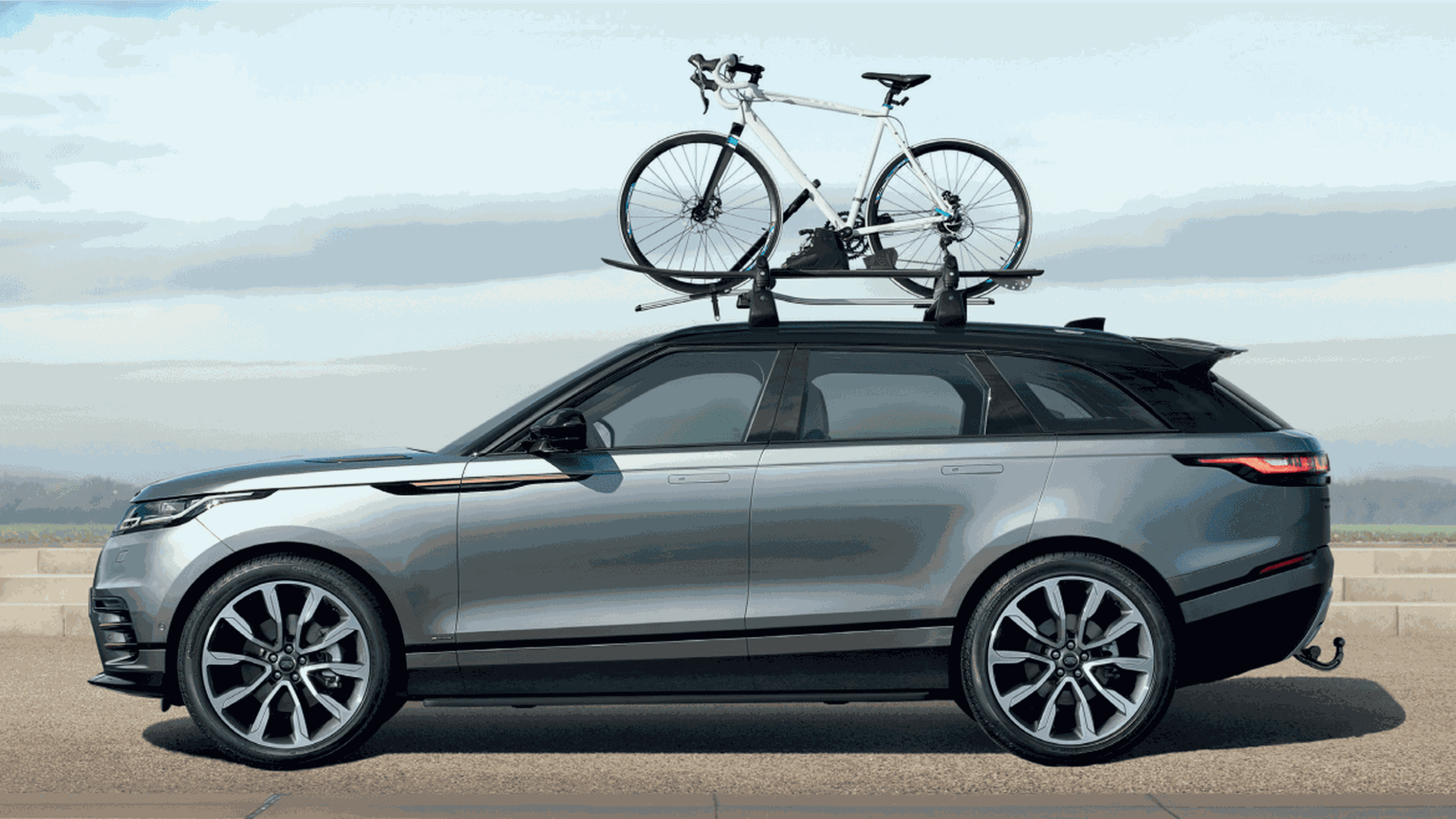 Range Rover Velar Accessories | Sytner Land Rover
