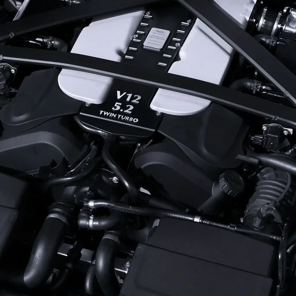 New V12 Vantage | Aston Martin Nottingham