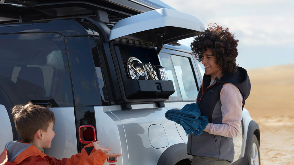 Defender Accessories | Sytner Land Rover