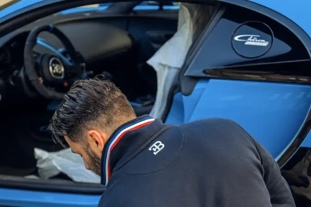 Bugatti Servicing, Parts & Repair | Sytner Bugatti