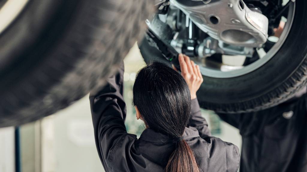 Land Rover Dealerships | Sytner Land Rover