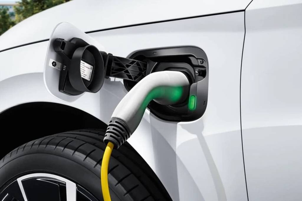 ŠKODA Plug-in Hybrid Technology | Sytner ŠKODA