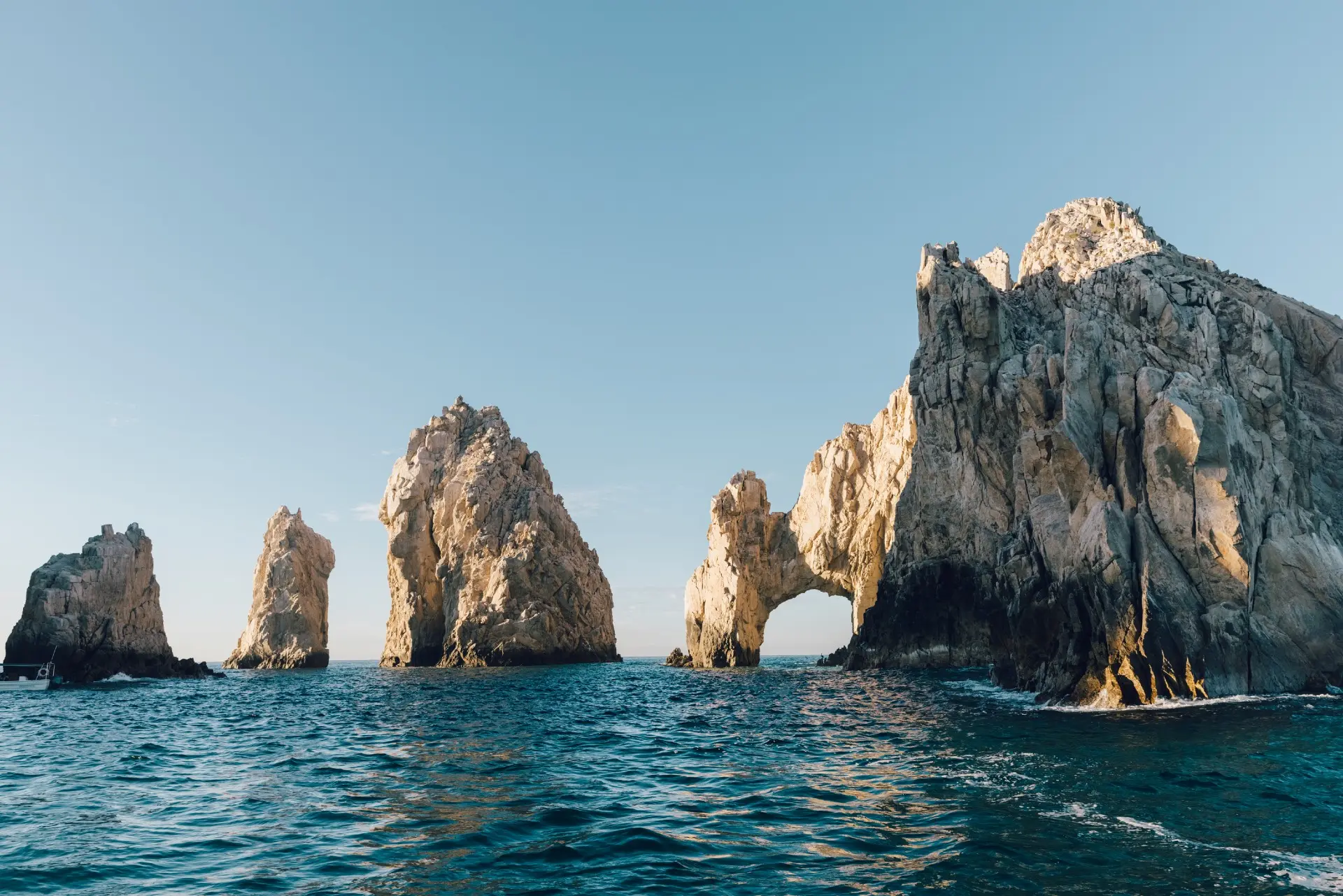 Flights To and From Cabo | First Class Semi-Private Jets | Aero