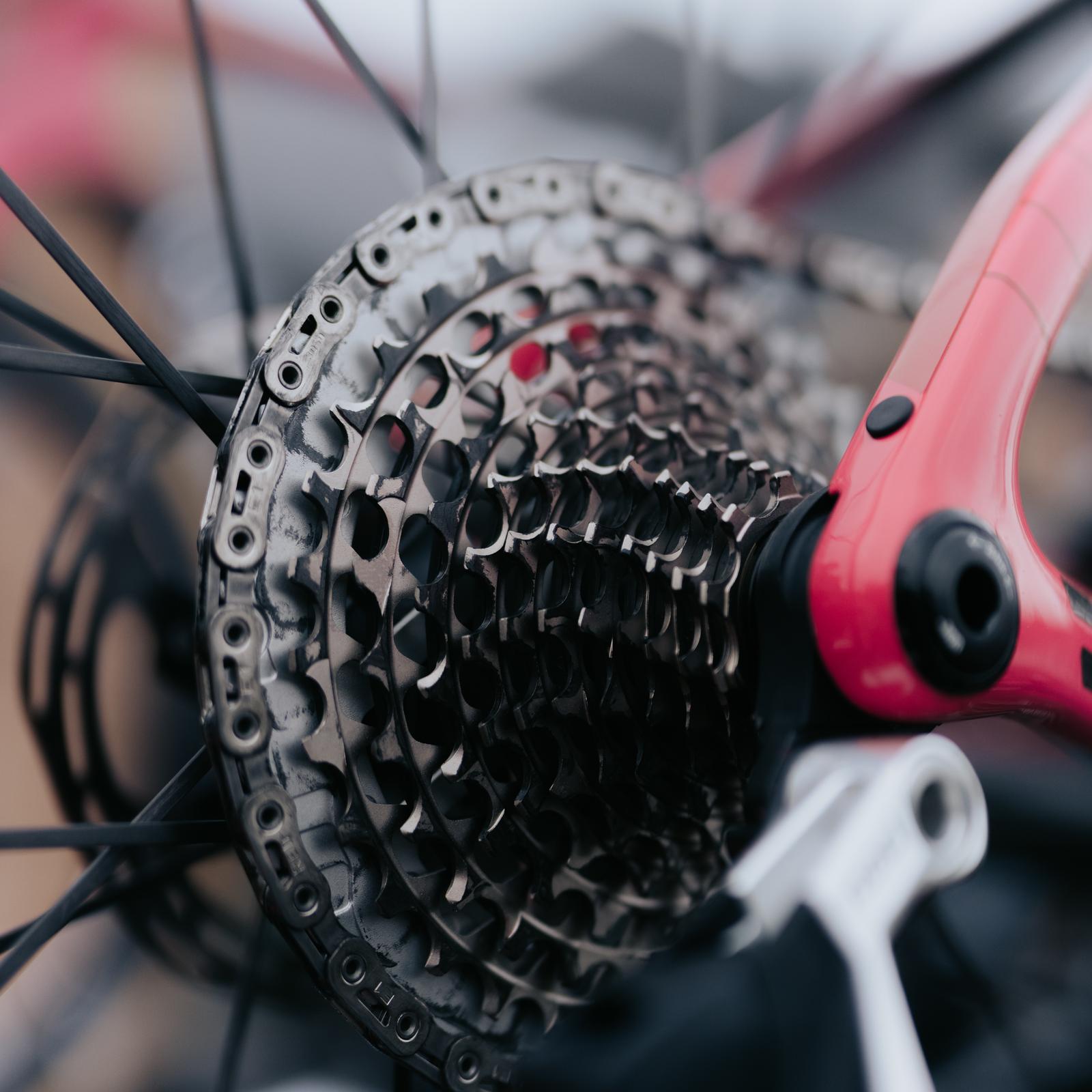 Bike check: Luke Lamperti’s Cannondale LAB71 SuperSix EVO Gen 5 | EF ...