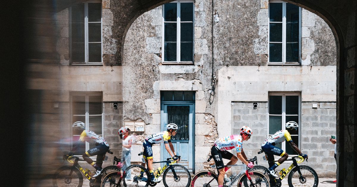 TDF Daily: Neilson Powless enjoys a day in the sunshine in Tour de ...