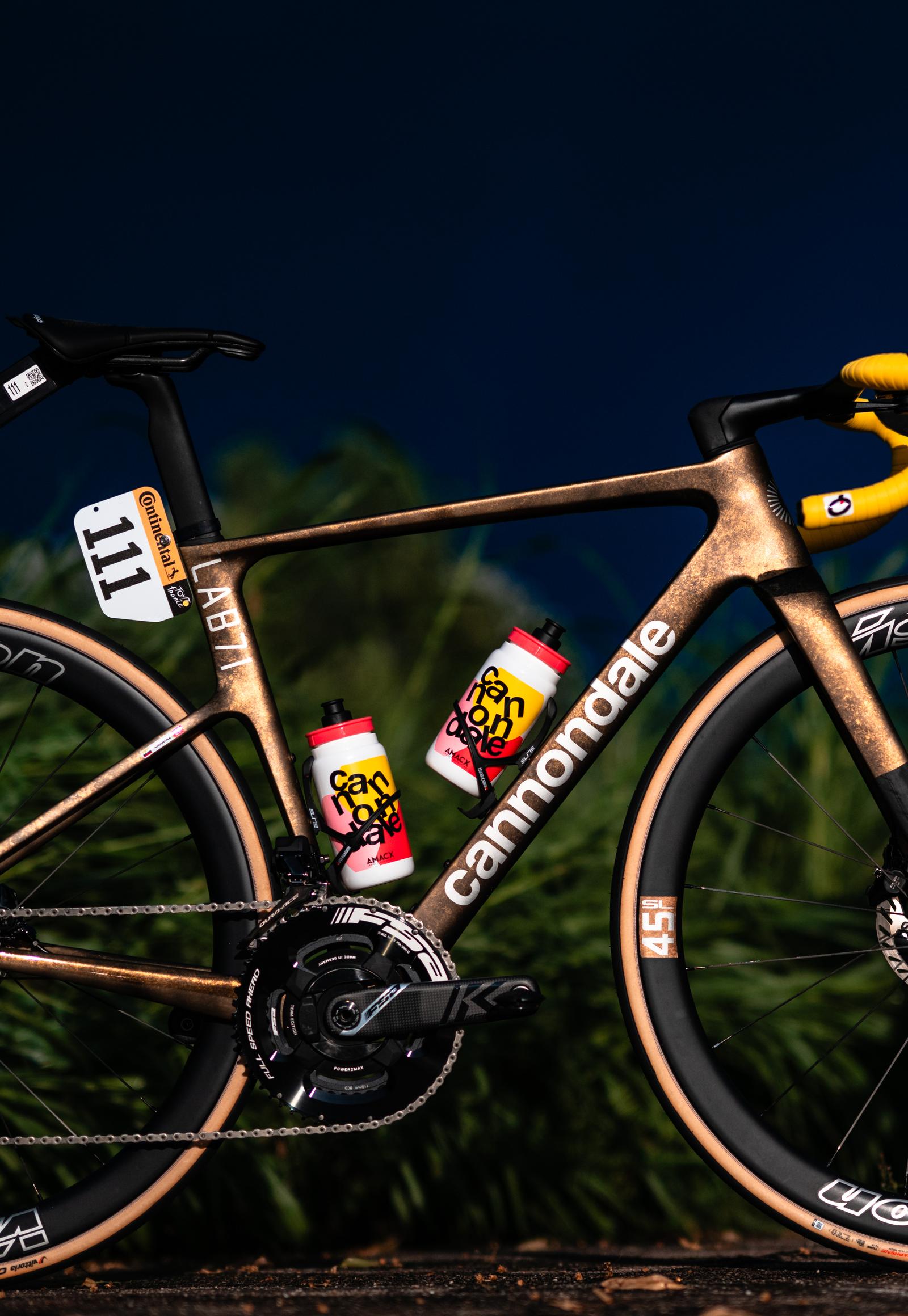 Bike check: Tour de France leader Richard Carapaz’s LAB71 SuperSix EVO ...