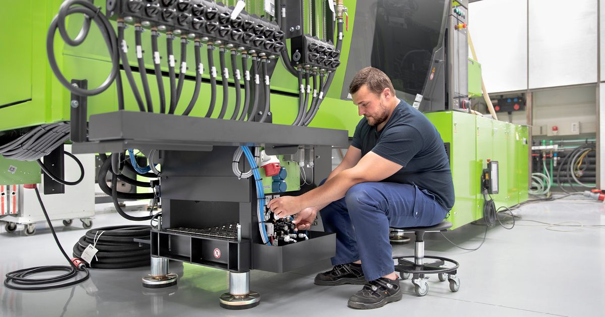 Machine maintenance service package - ENGEL
