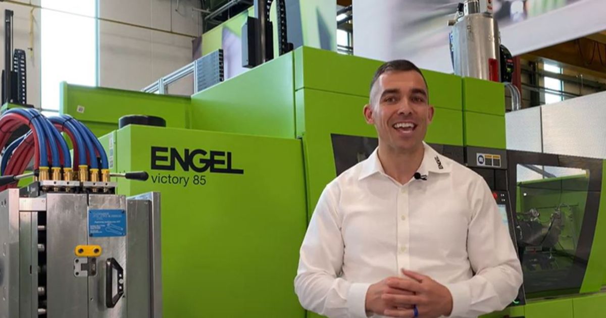 Quick mold changes - ENGEL