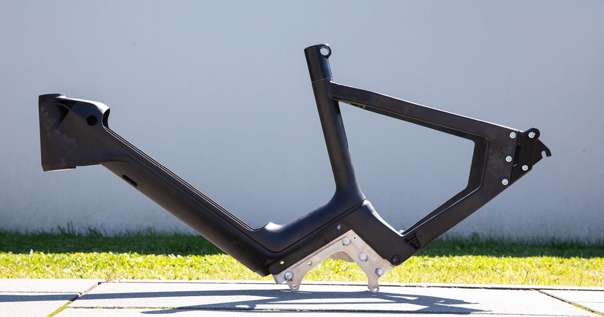 Produce lightweight components from plastic - ENGEL