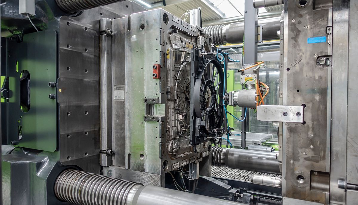 Manufacturing plastic fan wheels for electric motors - ENGEL Blog