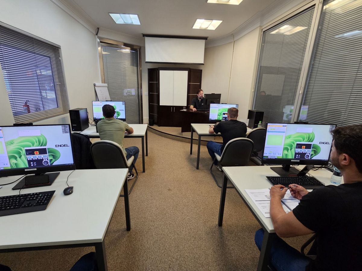 Como o programa MICROGRAPH das maquinas ENGEL está otimizando processos ...