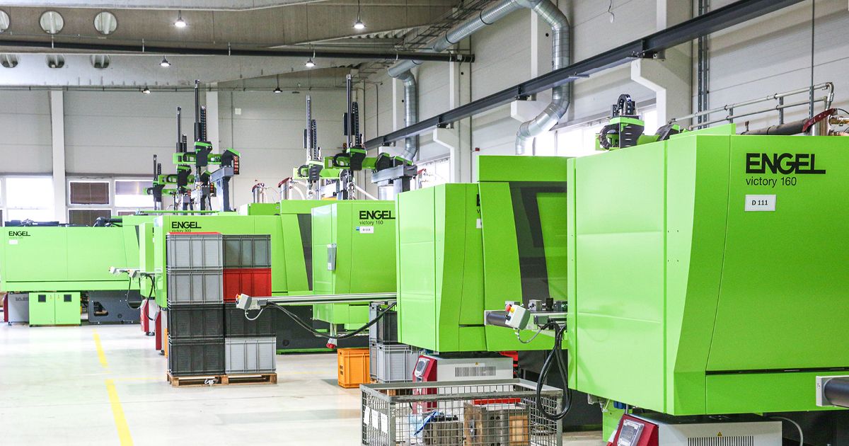 Solutions for custom injection moulding - ENGEL