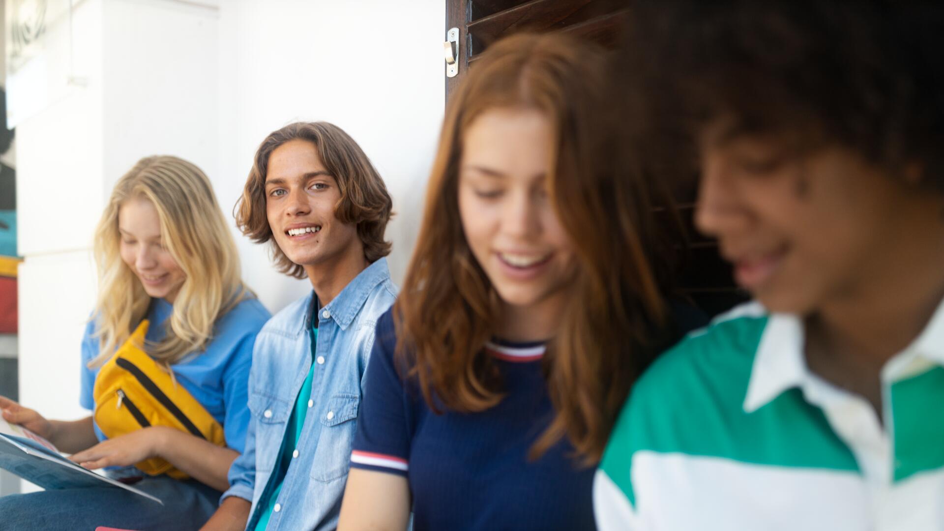 Teaching English Grammar Effectively: Exploring the Difference Between ...