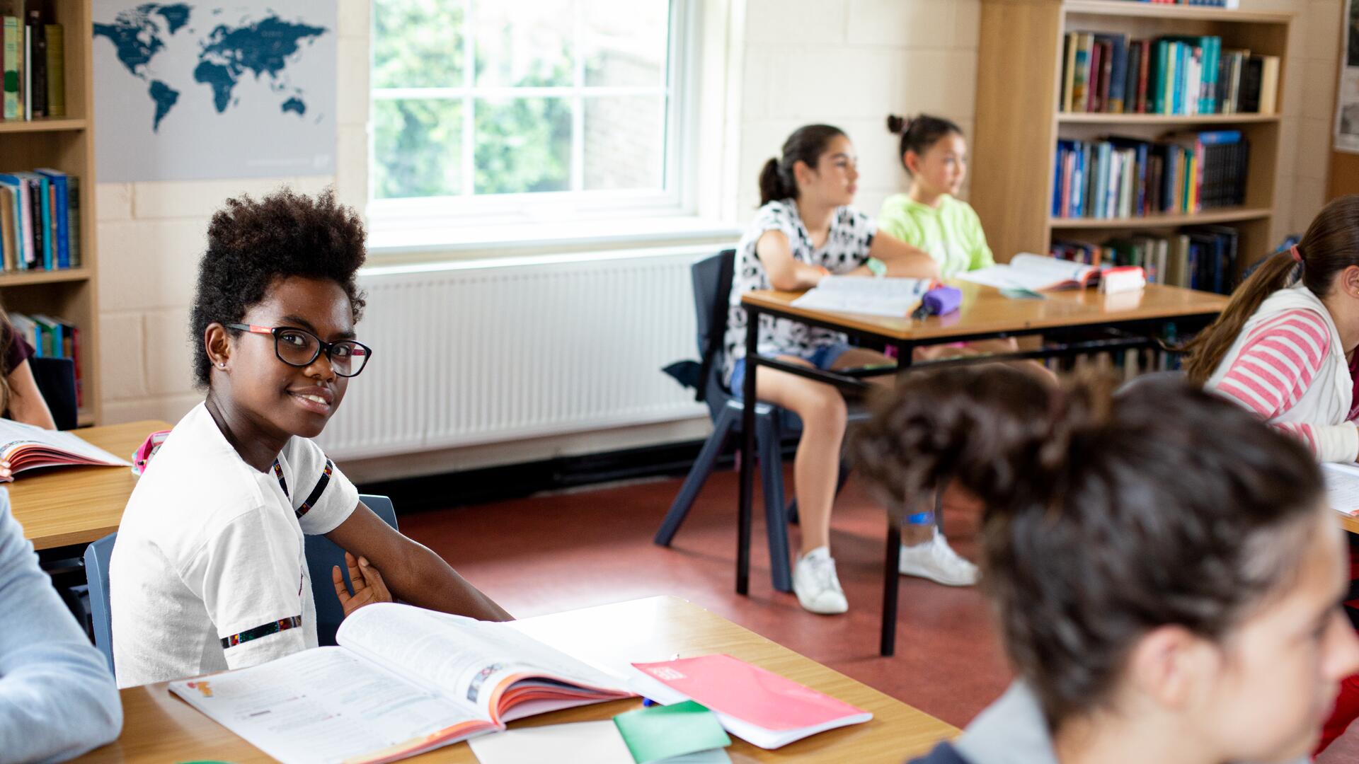 The Importance of Building a Classroom Library: Creating a Reading ...