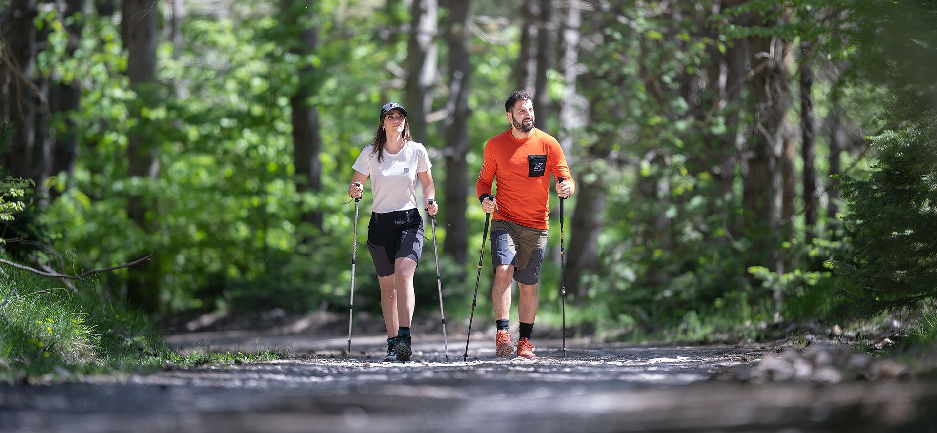 Hiking for beginners: a guide to start hiking | RevolutionRace