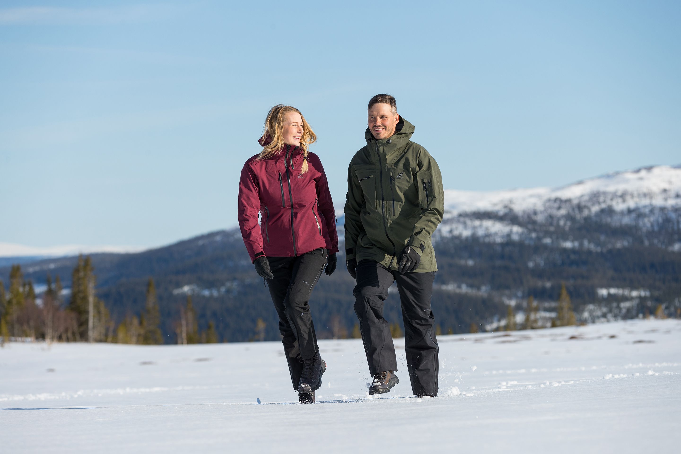 Vad du ska packa för en dagsvandring? Se vår lista! | RevolutionRace