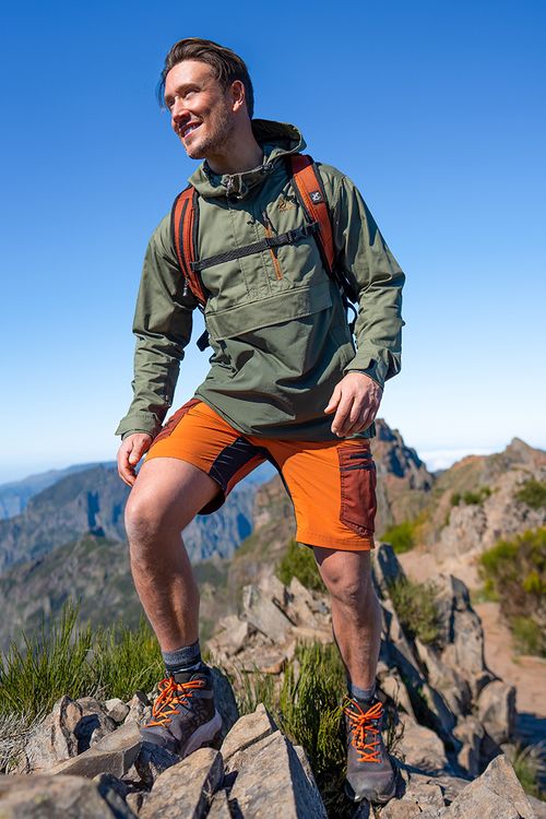 Increíble ropa de outdoor y senderismo | RevolutionRace