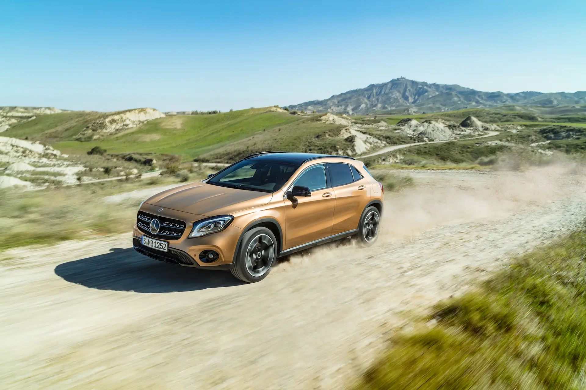 Used Mercedes-Benz GLA cars for sale or on finance - cinch