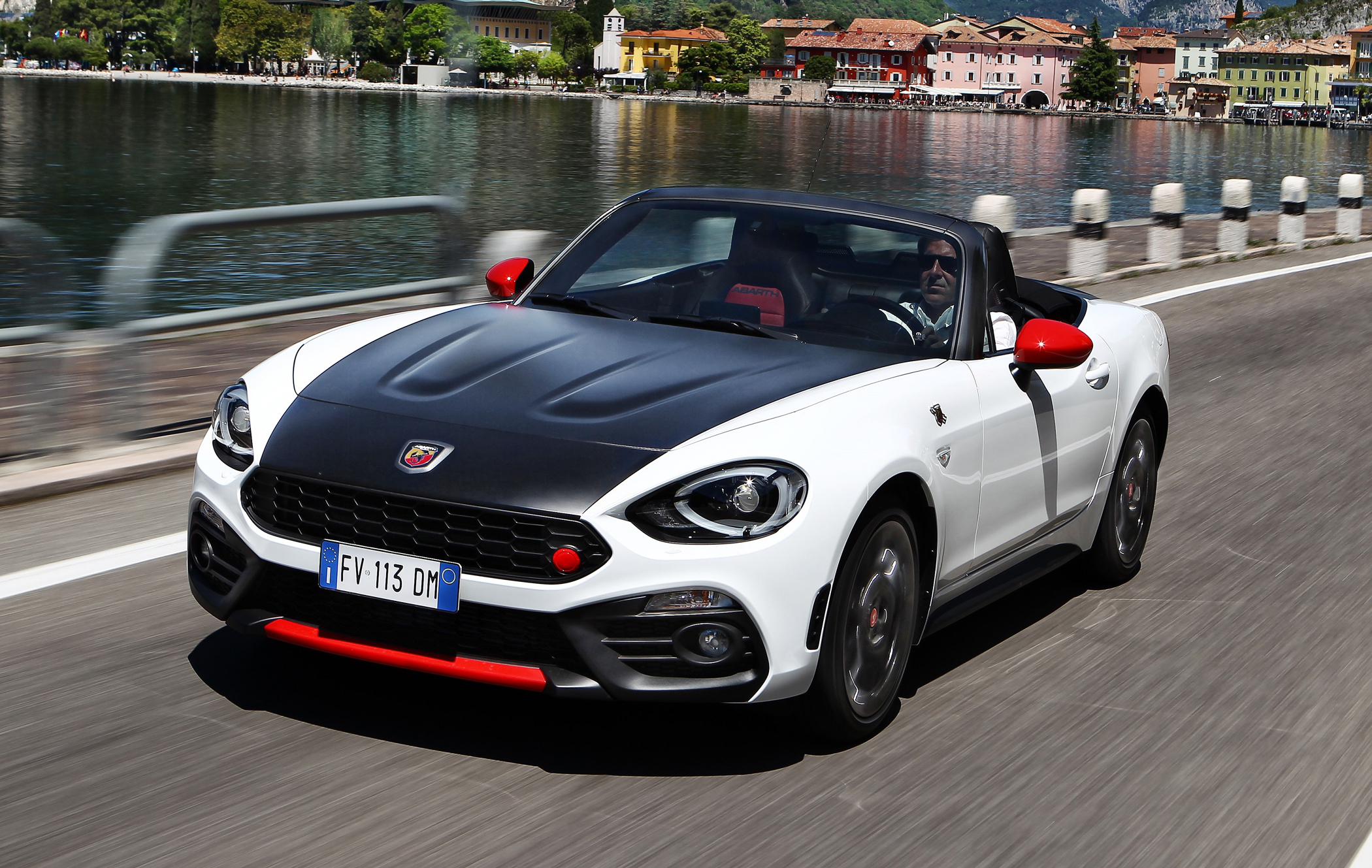 Best cars for urban couples - electric cars, convertibles and SUVs - cinch