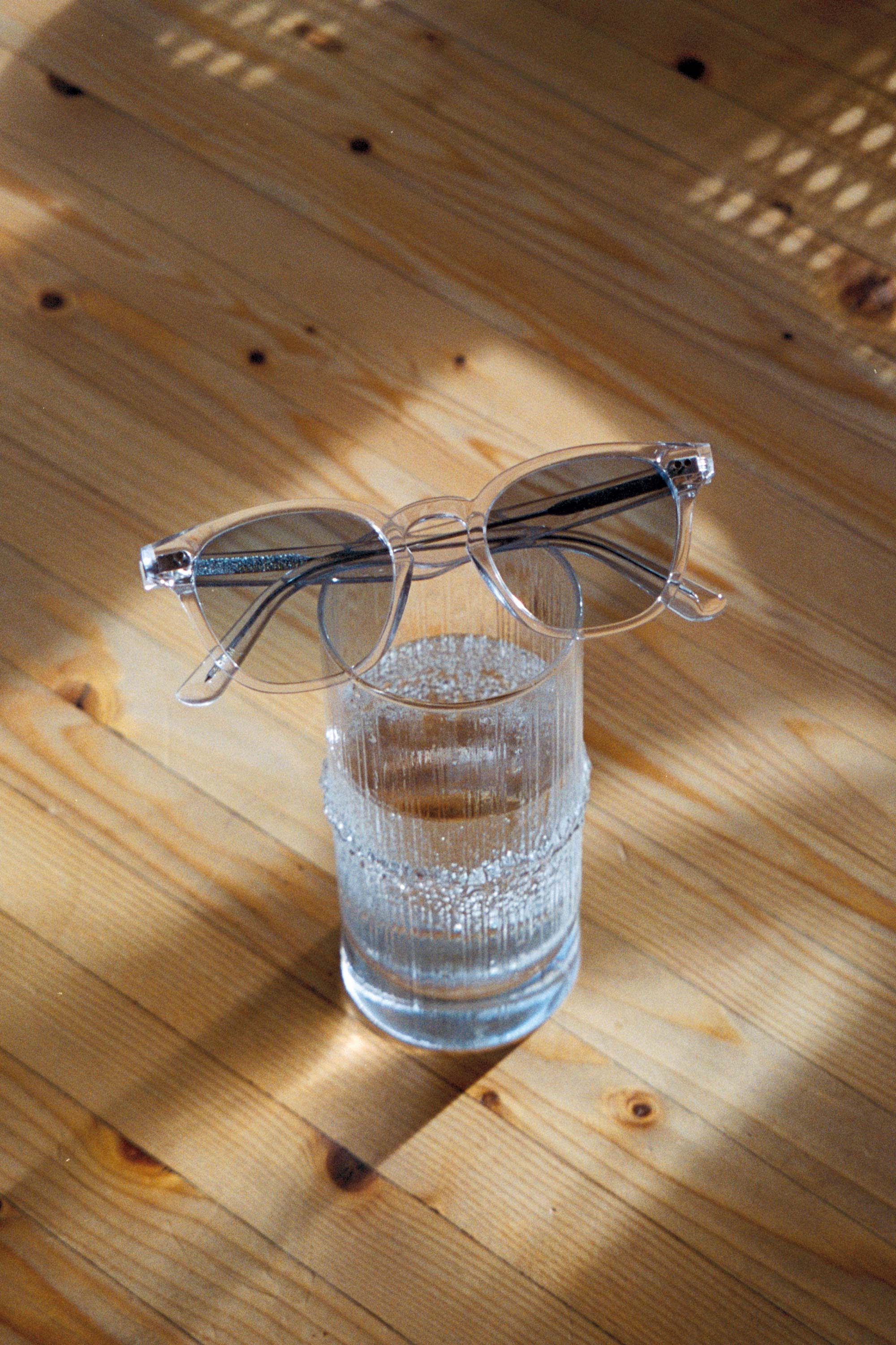 River Crystal - Monokel Eyewear – Monokel Eyewear