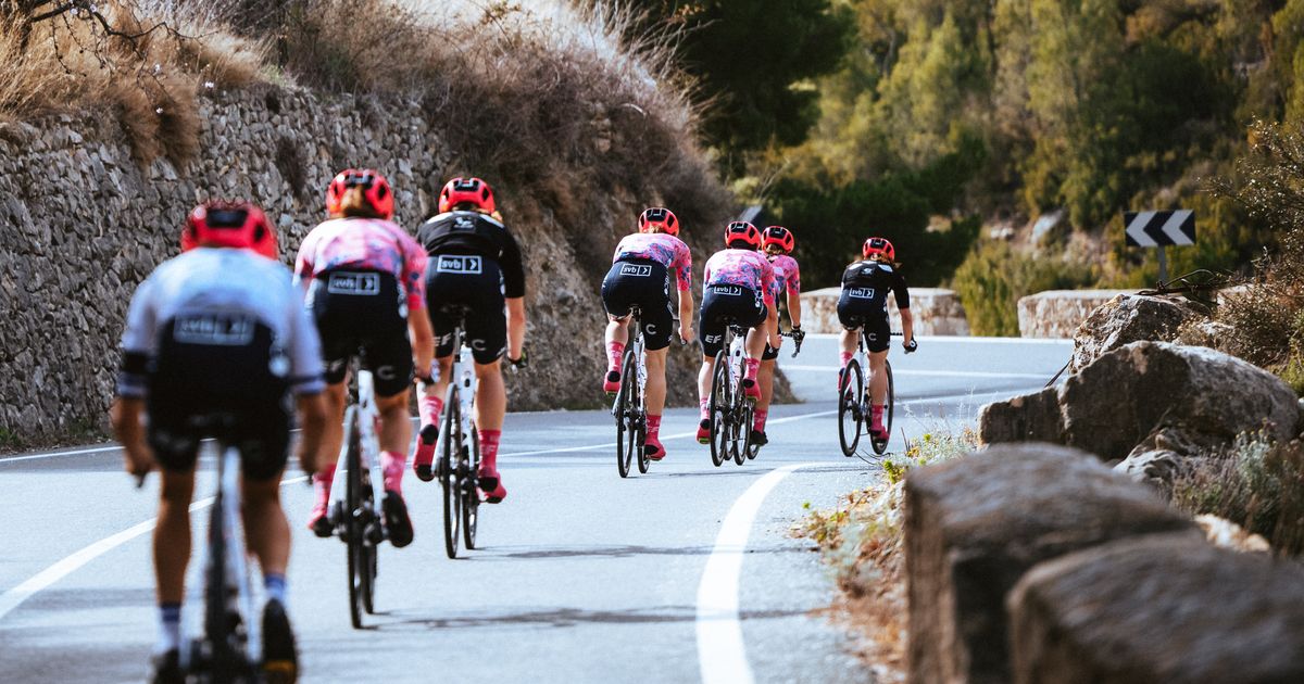 Female training: Cycling with your cycle | Team EF Coaching