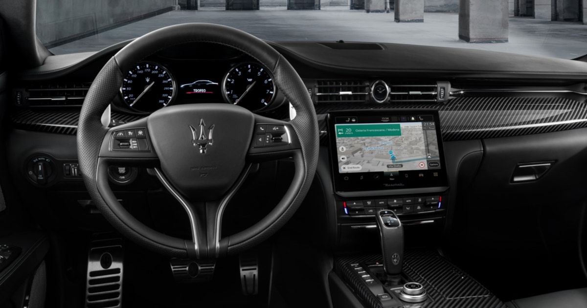 The Increasing Importance of In-vehicle Experiences | TomTom Blog