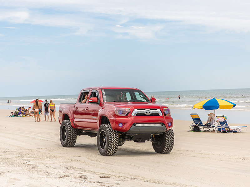 How Tonneau Covers Affect Toyota Tacoma Deck Rails | RealTruck