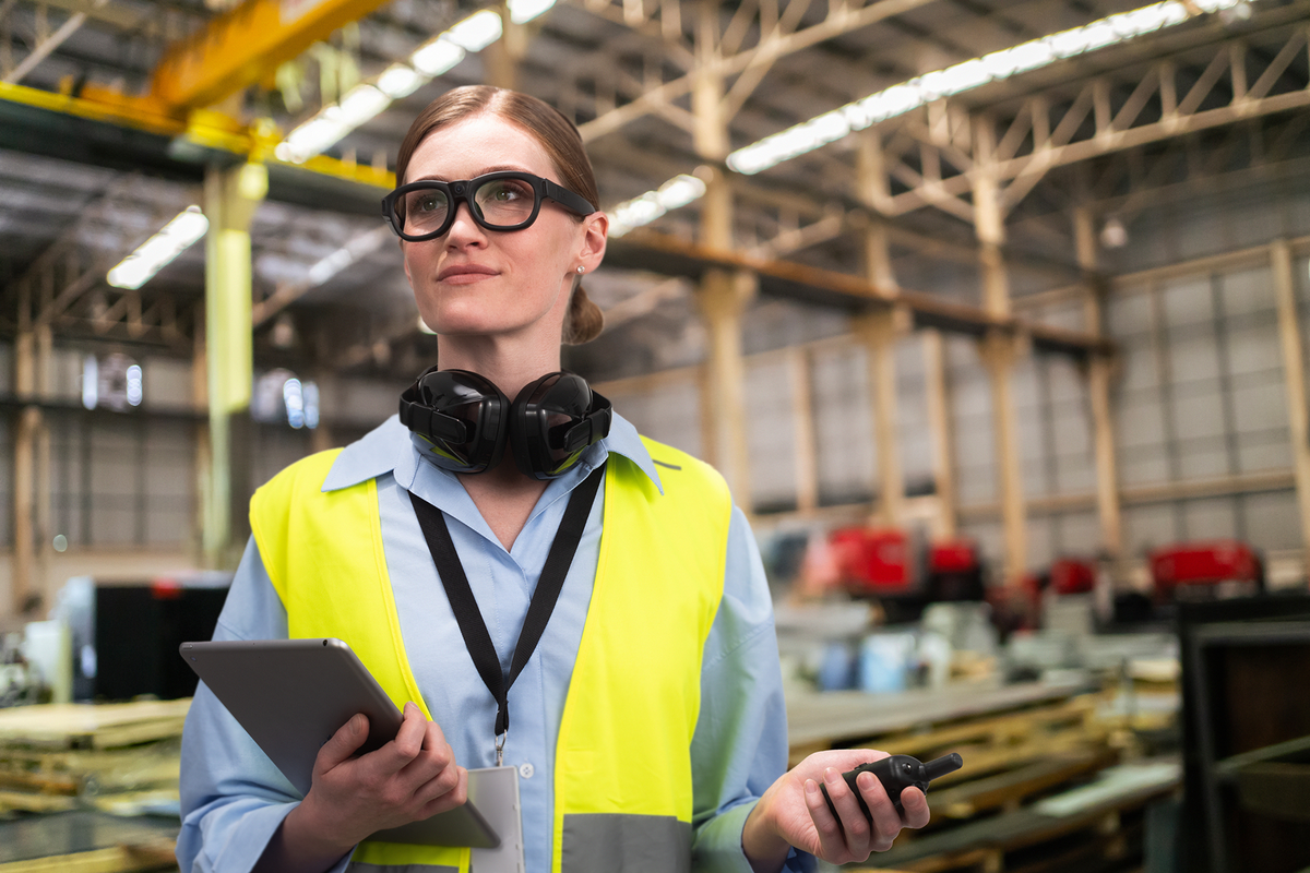 Wearable Eye Tracker for Industrial Applications - Tobii