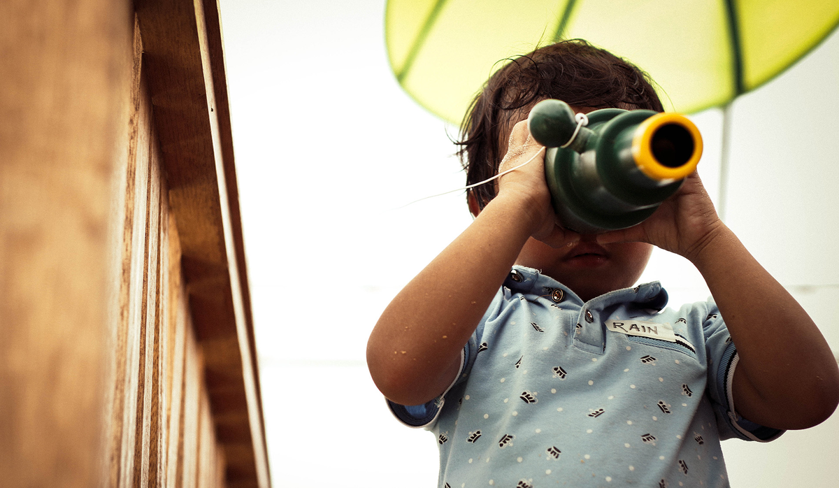 How curiosity boosts language learning in childhood - Tobii