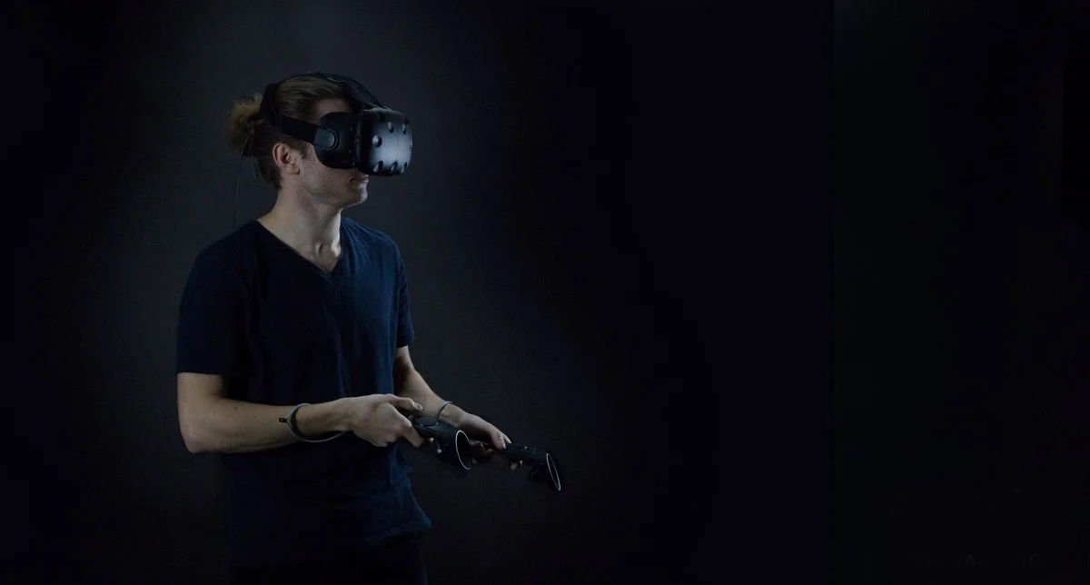 Avatar Interactions with Eye Tracking in VR Games - Tobii