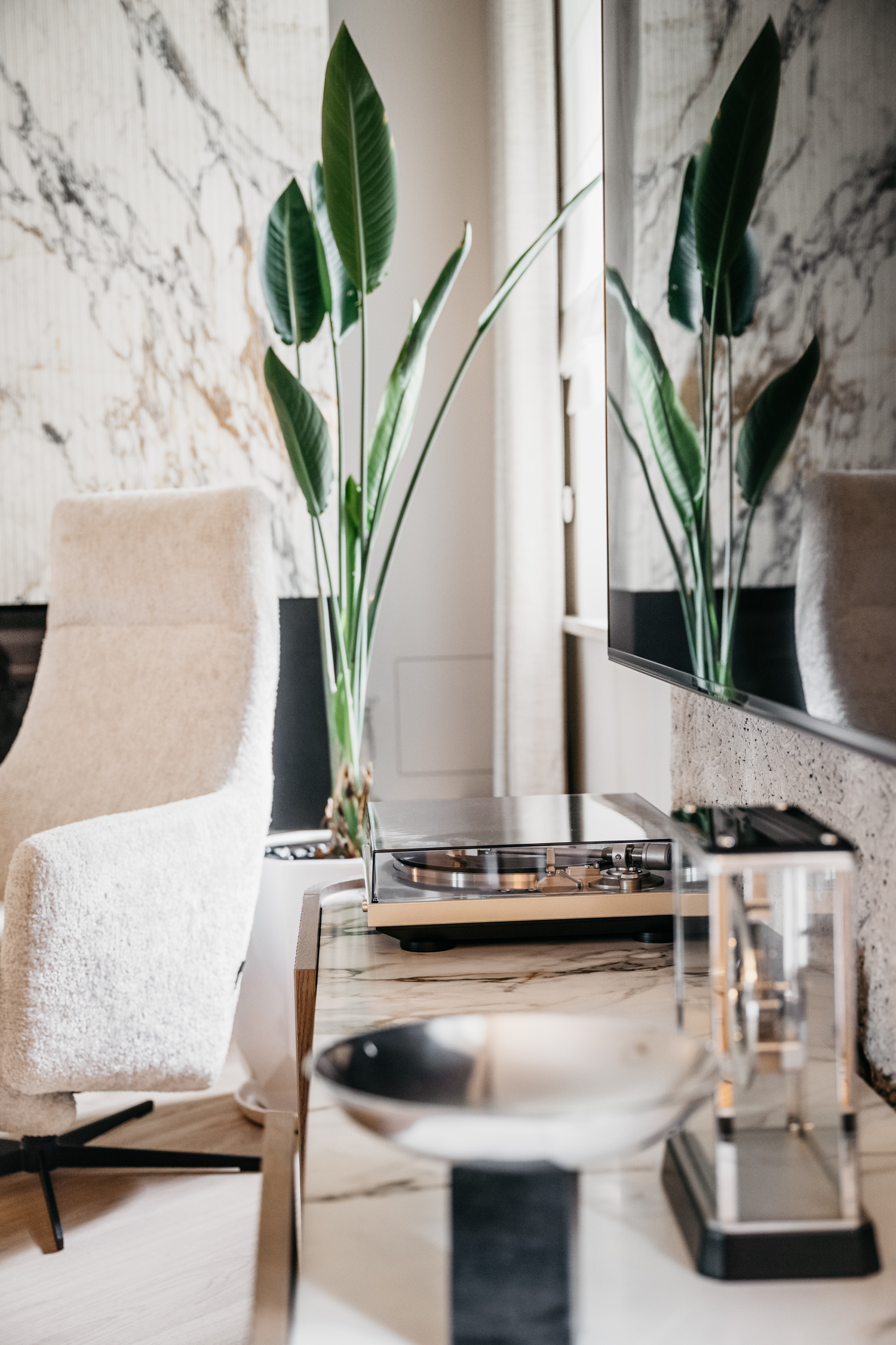 Serene design for contemporary living