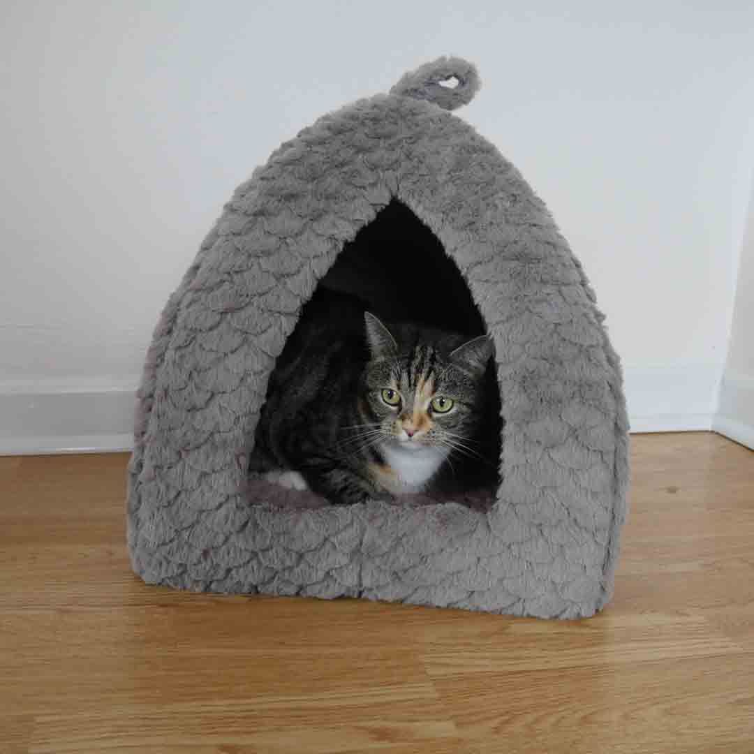 Grey and Pink Fleece Pyramid Cat Bed | Cat Beds