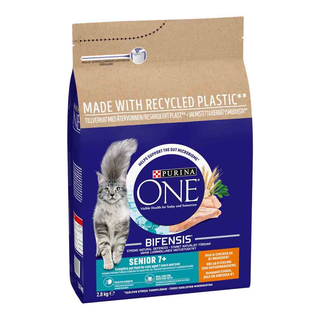 Purina ONE Senior 7+ Rich in Chicken and Whole Grains 2.8kg | Dry Cat Food